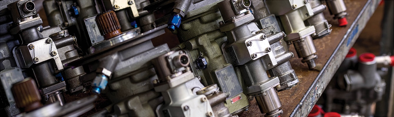 Aircraft pumps and servo-valves