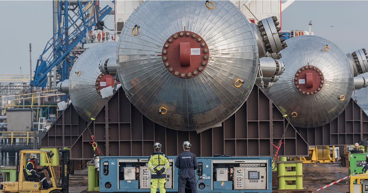 Rotterdam refinery expansion | ExxonMobil Basestocks